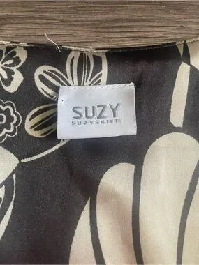 Suzy Shier | Tops | Suzy Shier Black And Gold Floral Dress | Poshmark